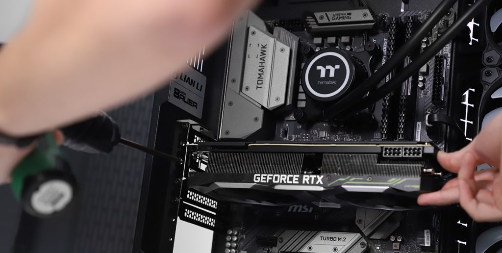 Laptop of desktop samenstellen en online bestellen bij BTO.eu